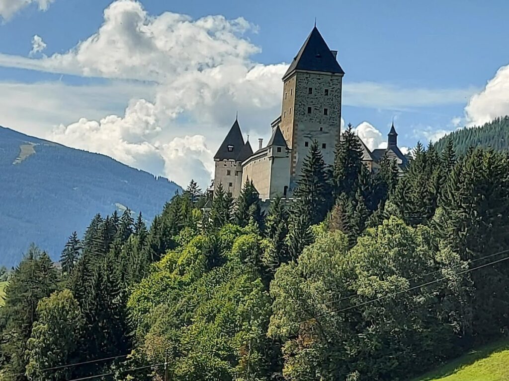 Moosham Castle: A Historic Fortress in Salzburg, Austria - Ancient ...