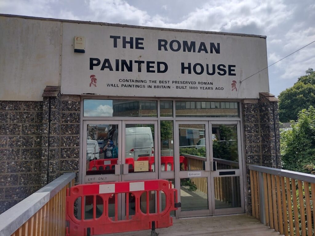 Roman Painted House, Dover: A Roman Mansio and Fresco Site in Kent ...