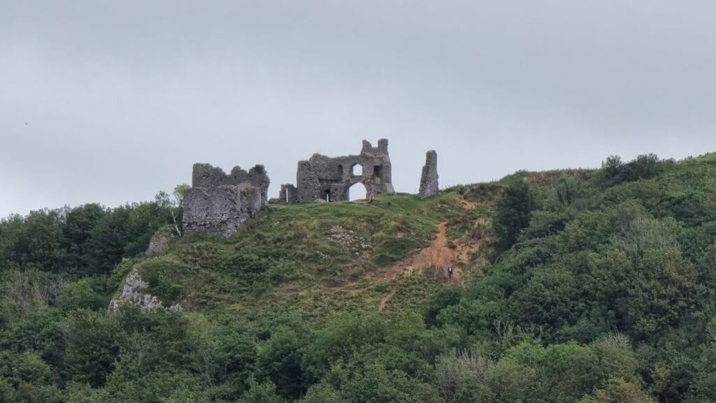 Pennard Castle: A Norman Stronghold in Swansea, United Kingdom ...