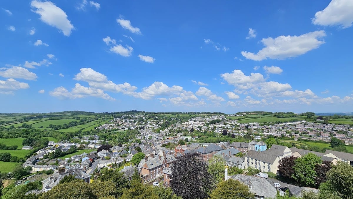 Launceston Castle: A Norman and Medieval Stronghold in Cornwall ...